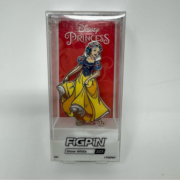 Figpin | Accessories | Disney Figpin Princess Snow White Figpin 223 Nib ...